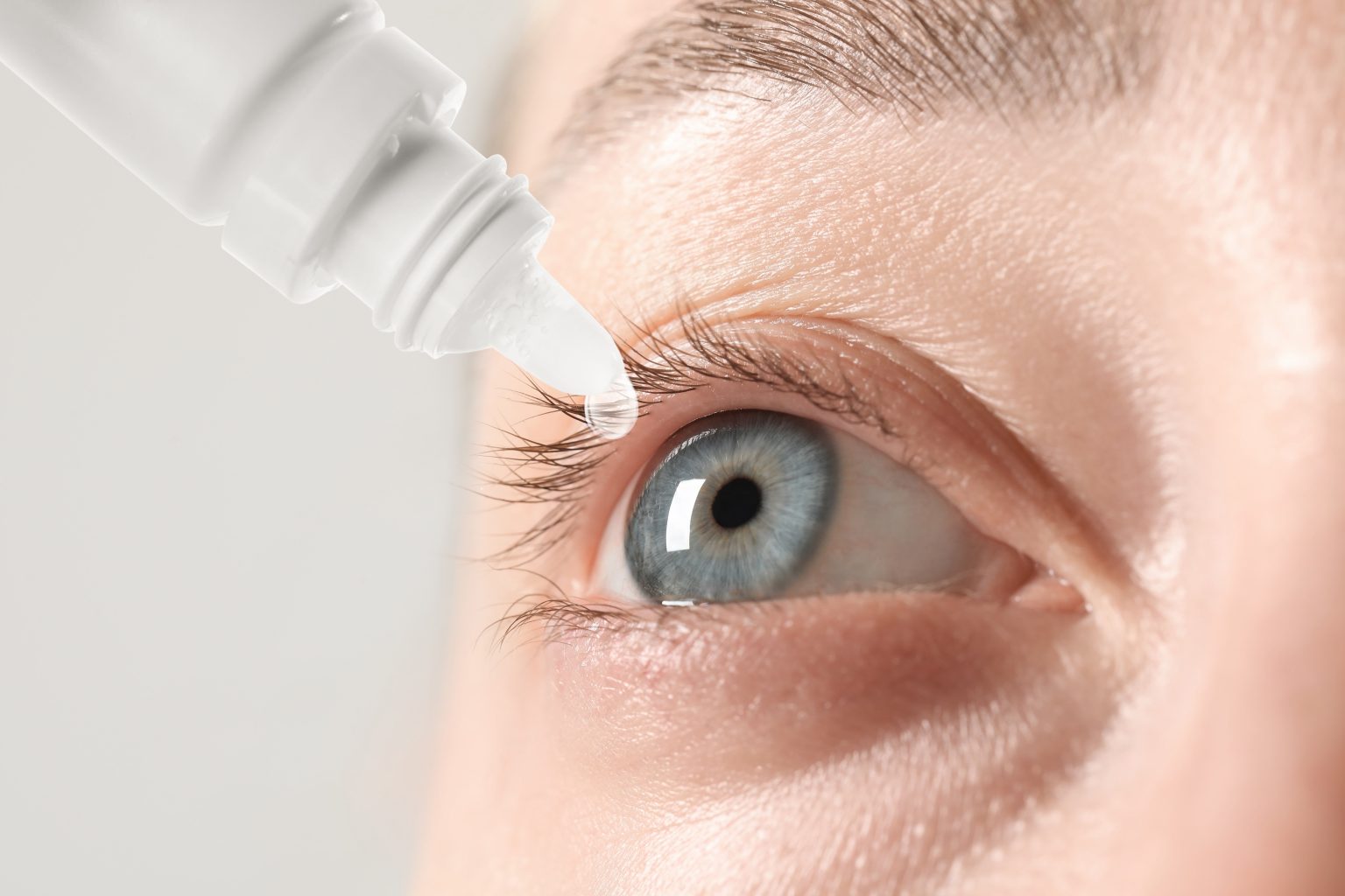 Non-invasive eye drops provide new solution for dry AMD patients